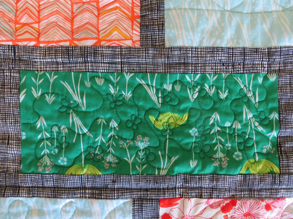 Matelassage libre sur patchwork moderne