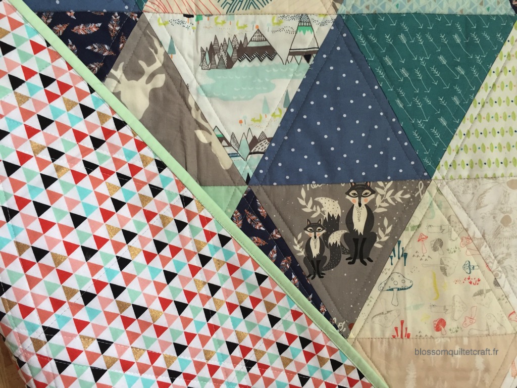 Quilting simple sur un patchwork triangle